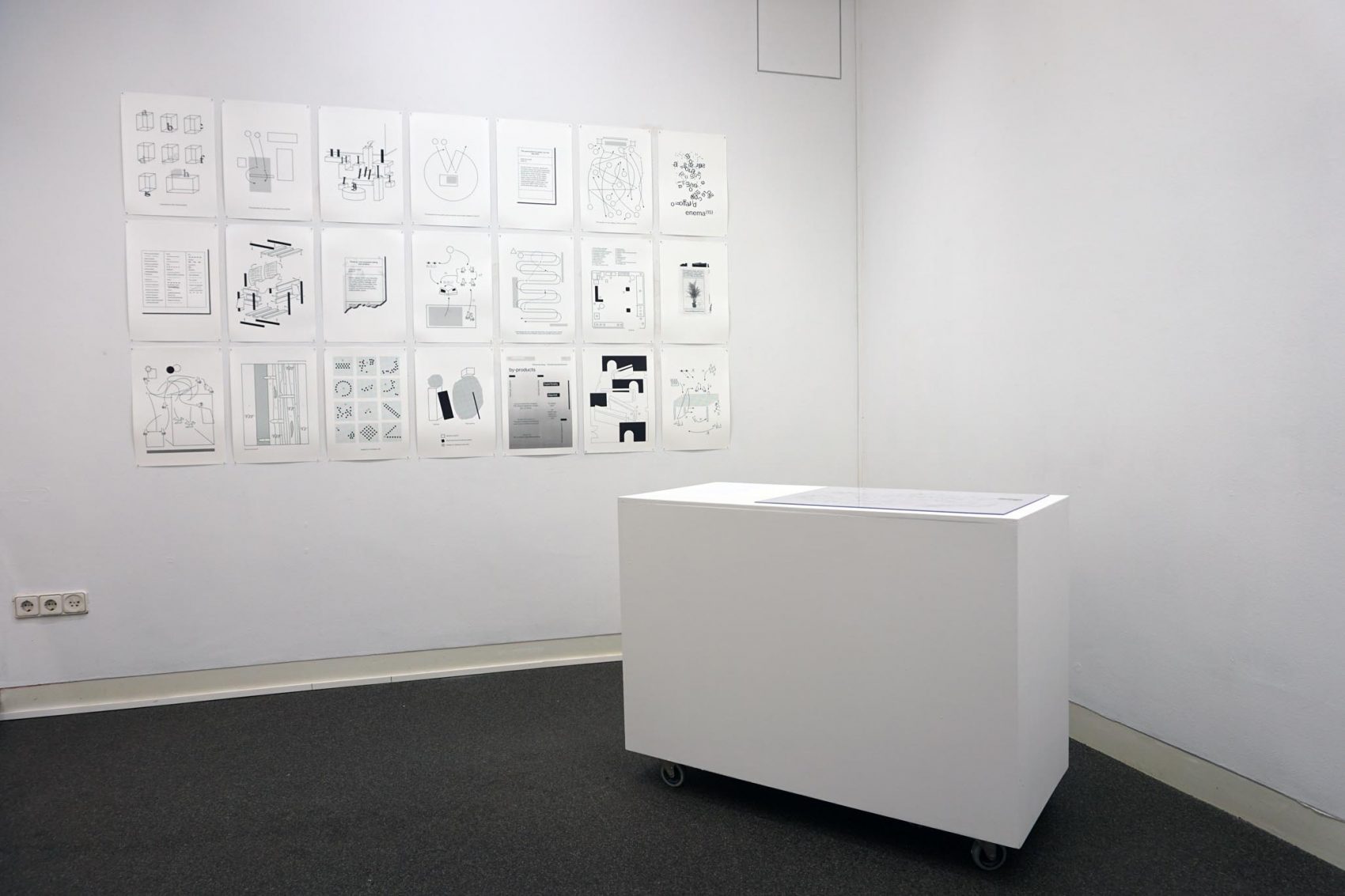 The Standard Book of Noun-Verb Exhibition Grammar | Onomatopee